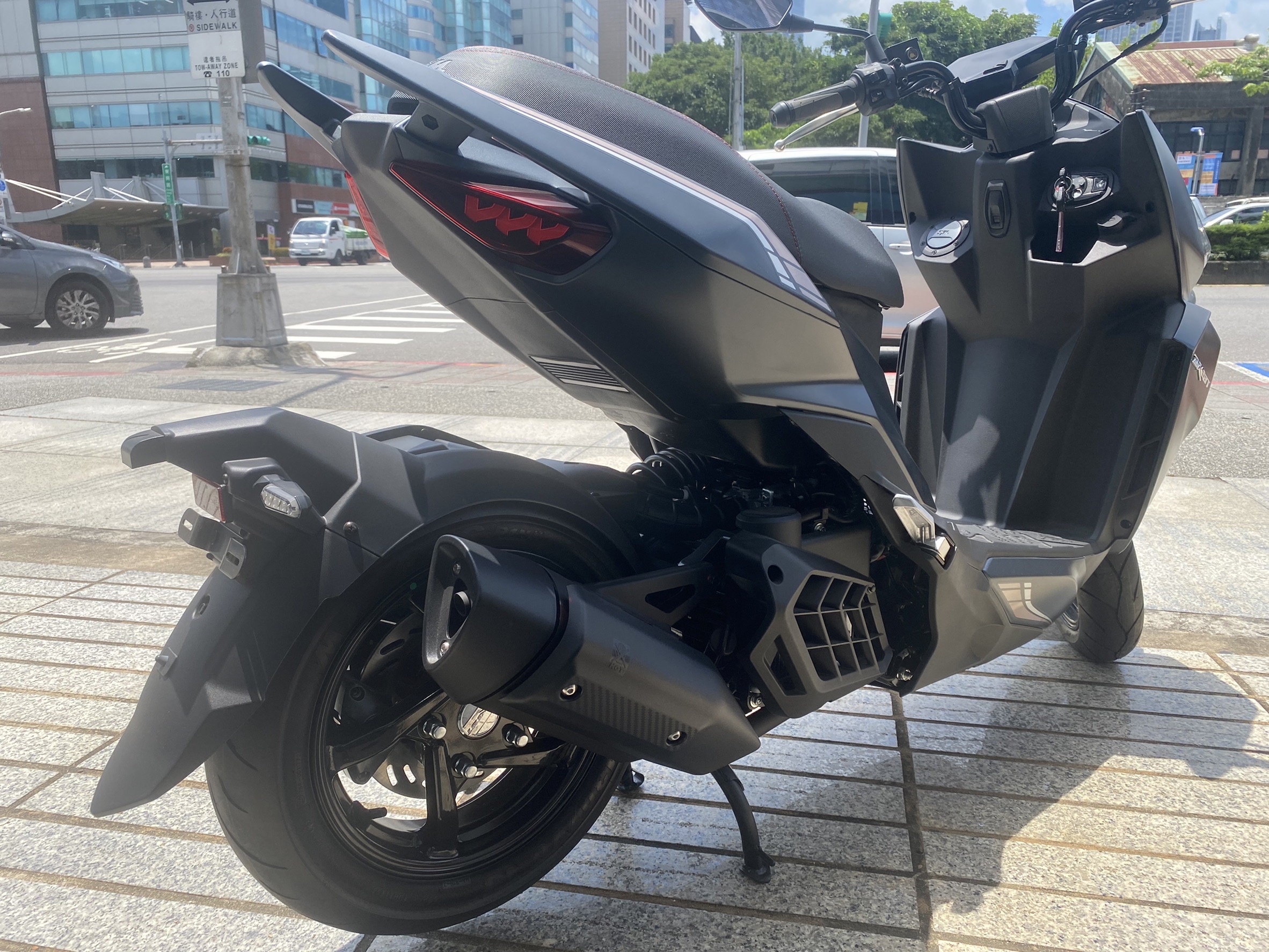 (已售出)SYM 三陽 DRG BT 158 TCS ABS雙碟 全新車 0公里｜貸款車可借｜飛馬當舖-網路評價第一